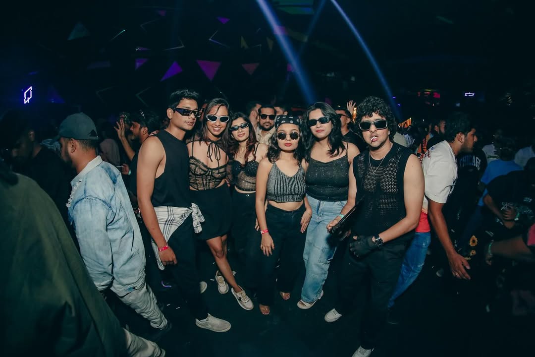 Best Night Club in Hyderabad | Night Life in Hyderabad | Quake Arena
